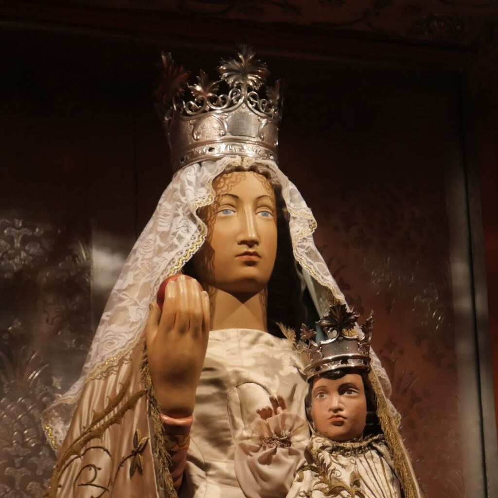 Nuestra Señora del Pueyo – Vida Monástica